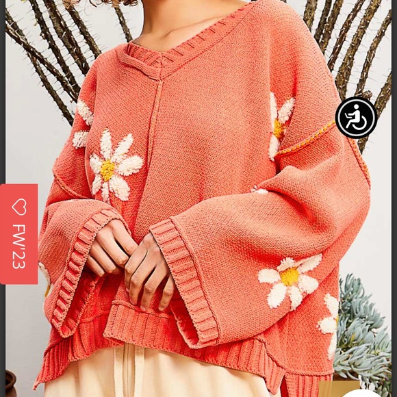 POL | Sweaters | Coral Daisy Vneck Relaxed Fit Sweater | Poshmark
